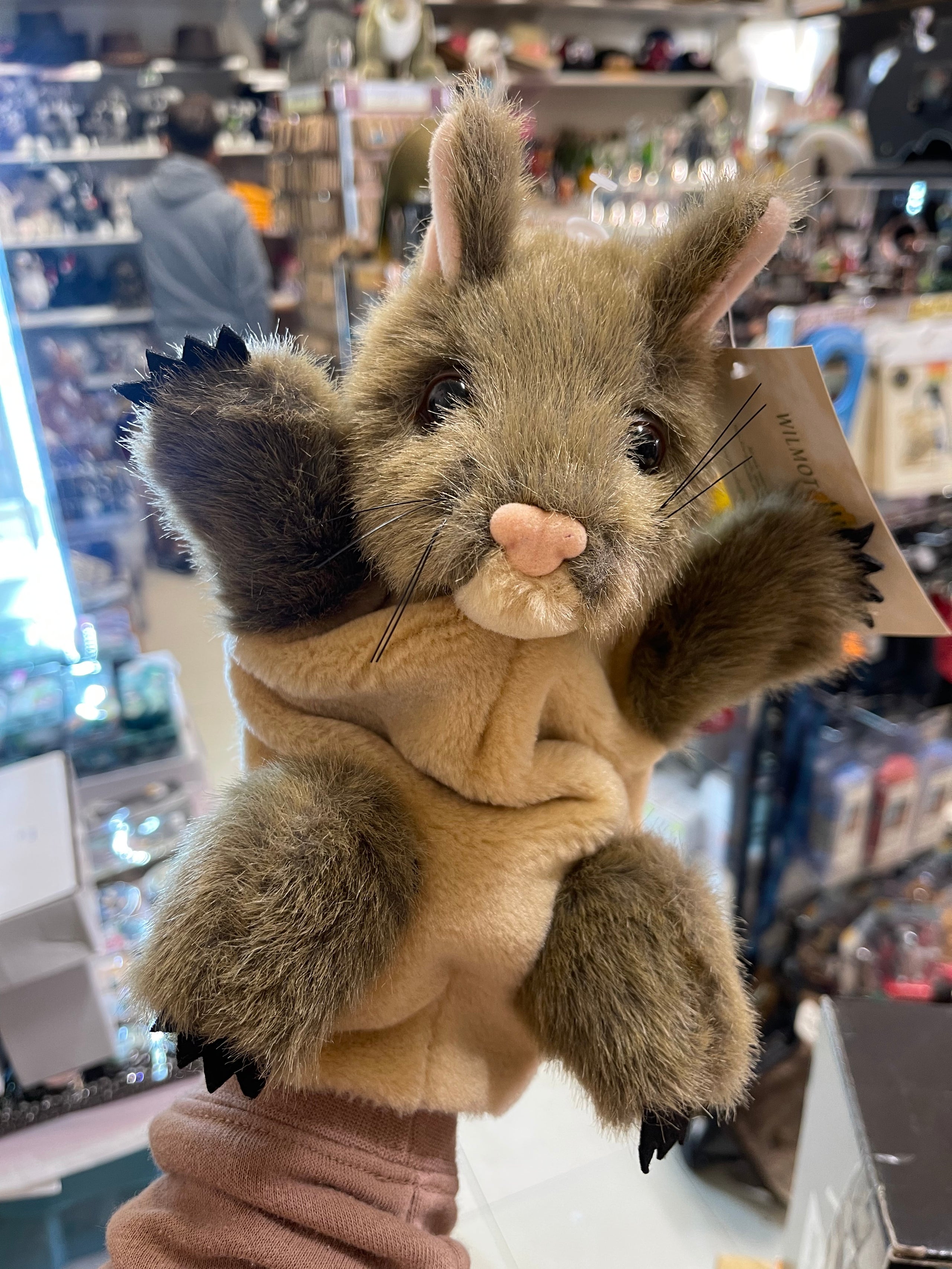 We are selling various Australia and Perth souvenirs with reasonable ...